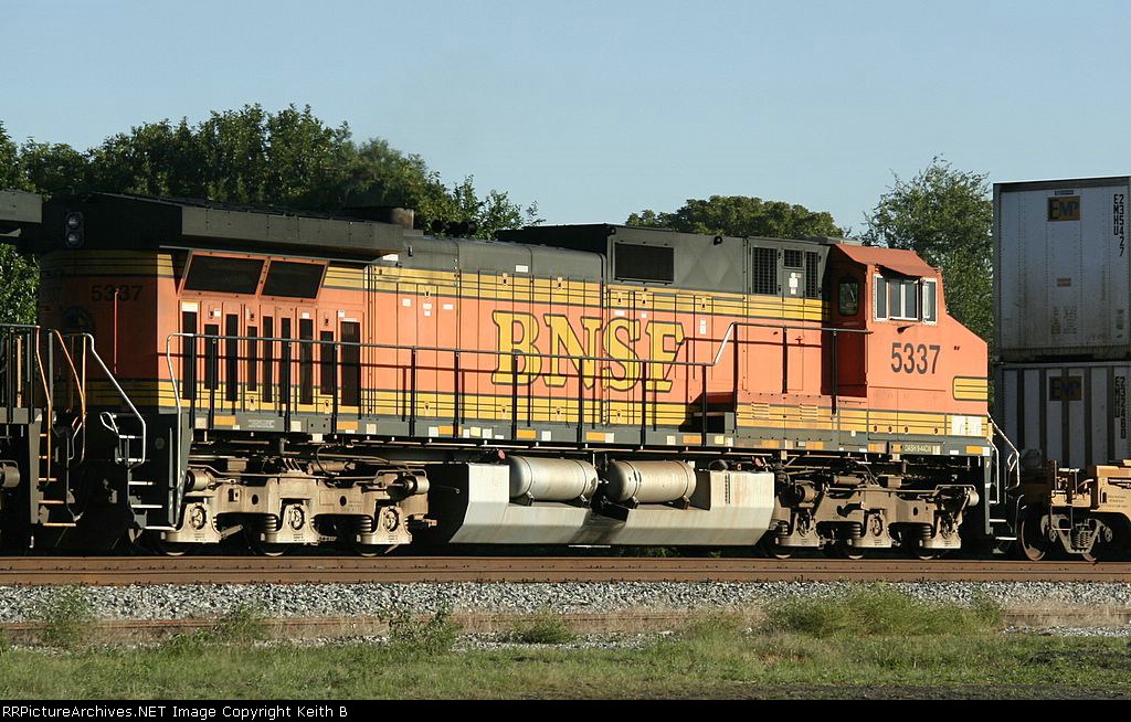 BNSF 5337